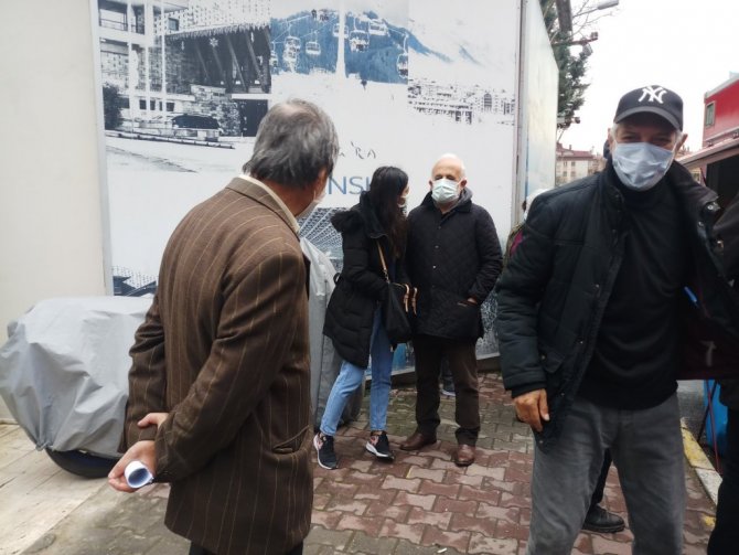 Bulgar göçmenleri Bulgaristan Başkonsolosluğu’nda sandık başına gitti