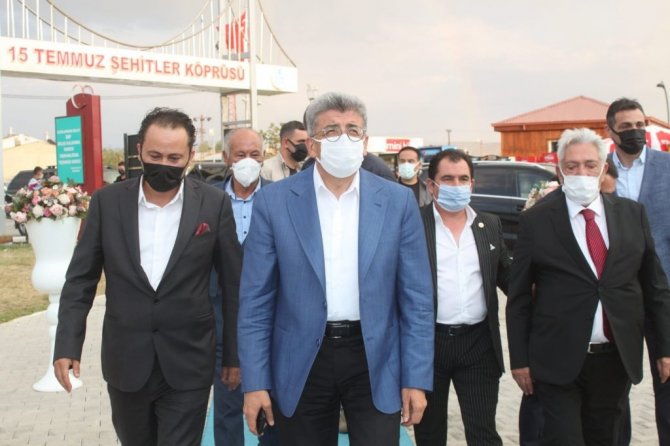 Kurşunluoğlu ailesinin mutlu günü