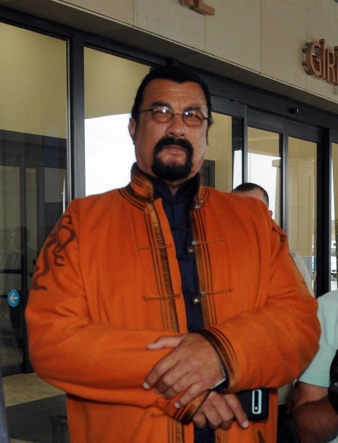 ABD’li oyuncu Steven Seagal Türkiye’de
