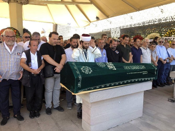 Umur Bugay son yolculuğuna uğurlandı